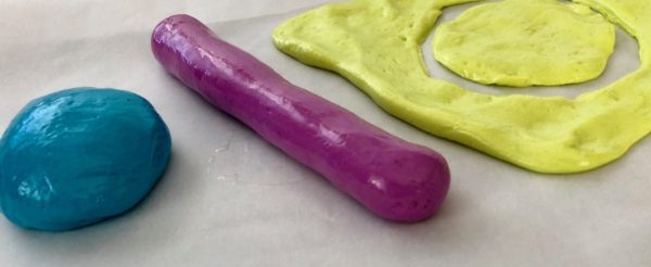 Maker Monday: Microwave Marshmallow Play Dough | Pittsburgh is Kidsburgh